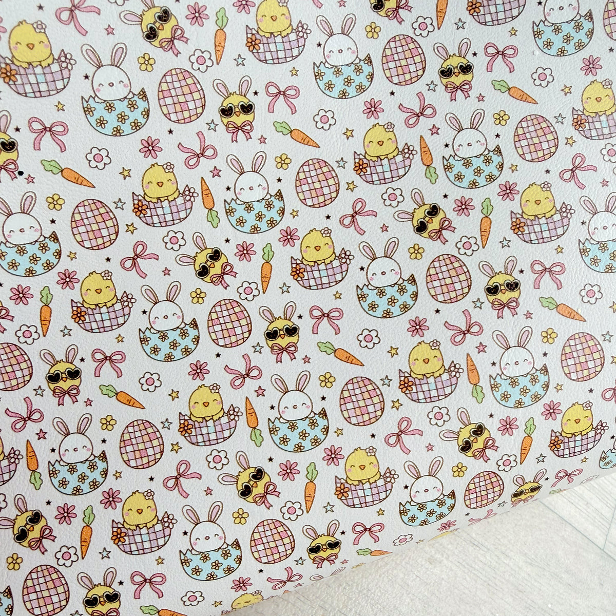 Easter Party Pals Leatherette – www.glitterglitteronthewall.com